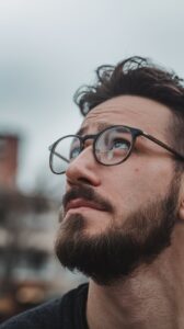 Past Tense of Tear: Tore, Torn, or Teared? The Complete Grammar Guide ...